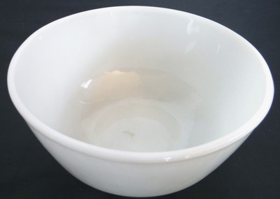 Vintage 1960's Anchor Hocking White Fire King Ware Oven-Proof 7" Mixing ...