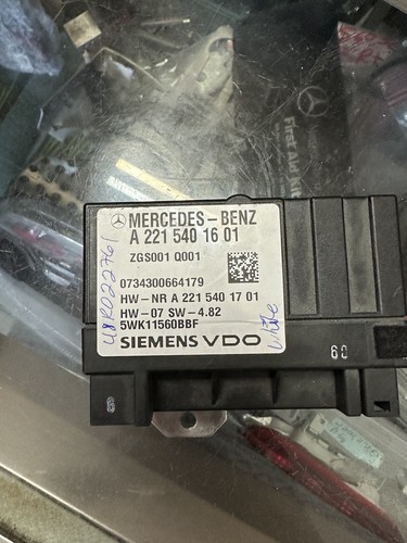 06-14 Mercedes W221 S400 ML350 C300 Fuel Pump Control Module 2129000306 ...