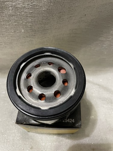 NIB JOHN DEERE OIL FILTER AM125424 | eBay