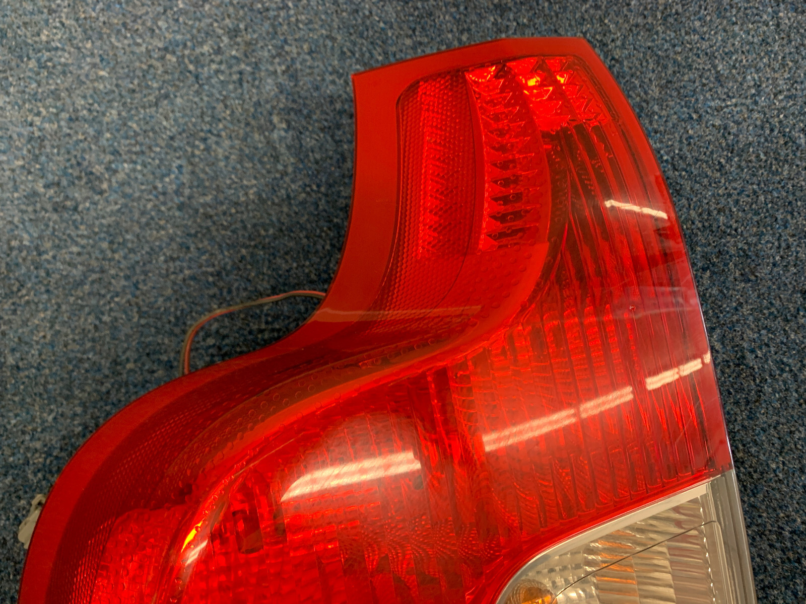 07-12 Volvo XC90 Left Driver Lower Tail LIght Assembly 31213381 | eBay