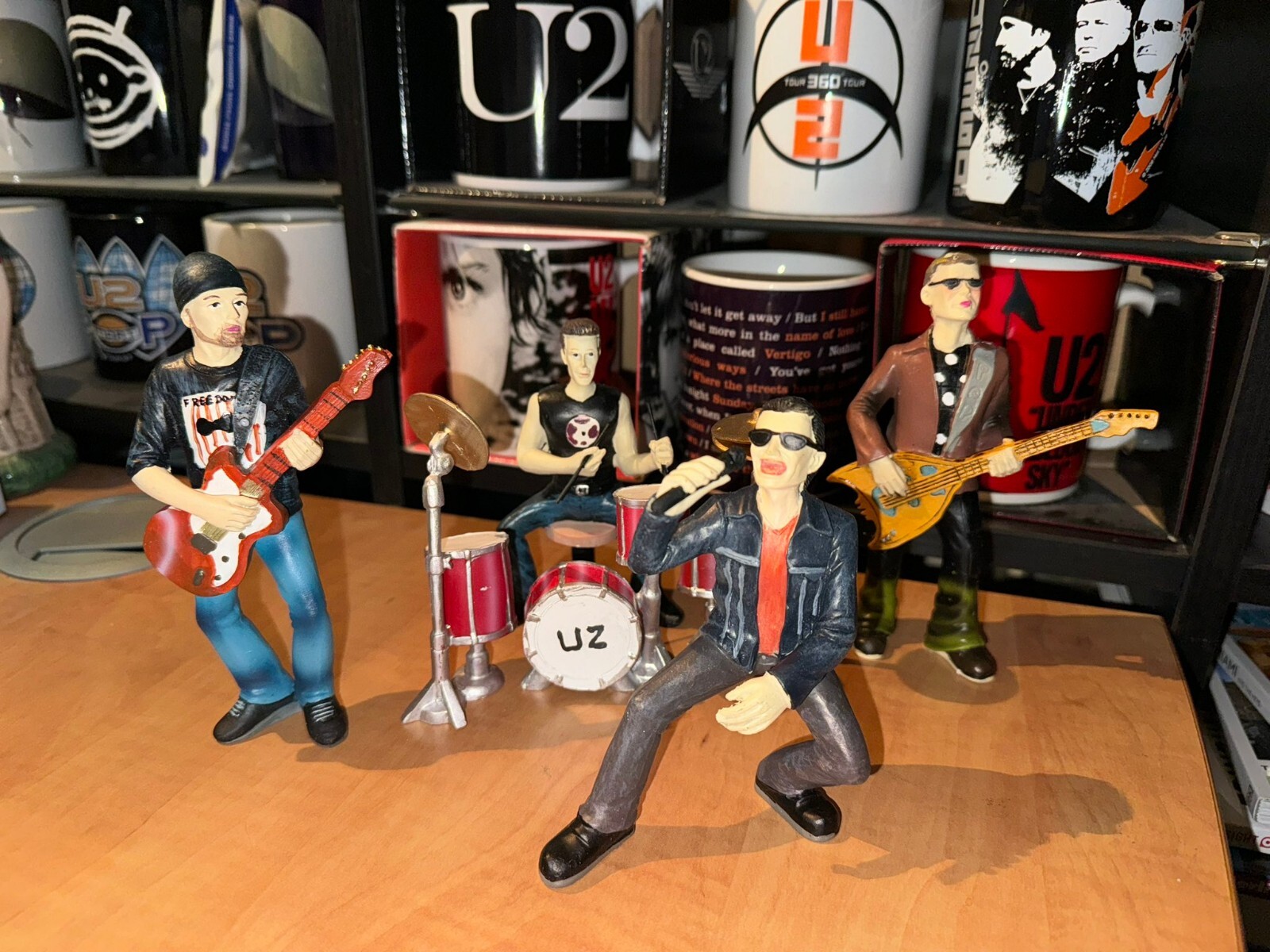 U2-Paul-Hewson-Bono-band-rare-figures-ornaments-statues-1980 | eBay