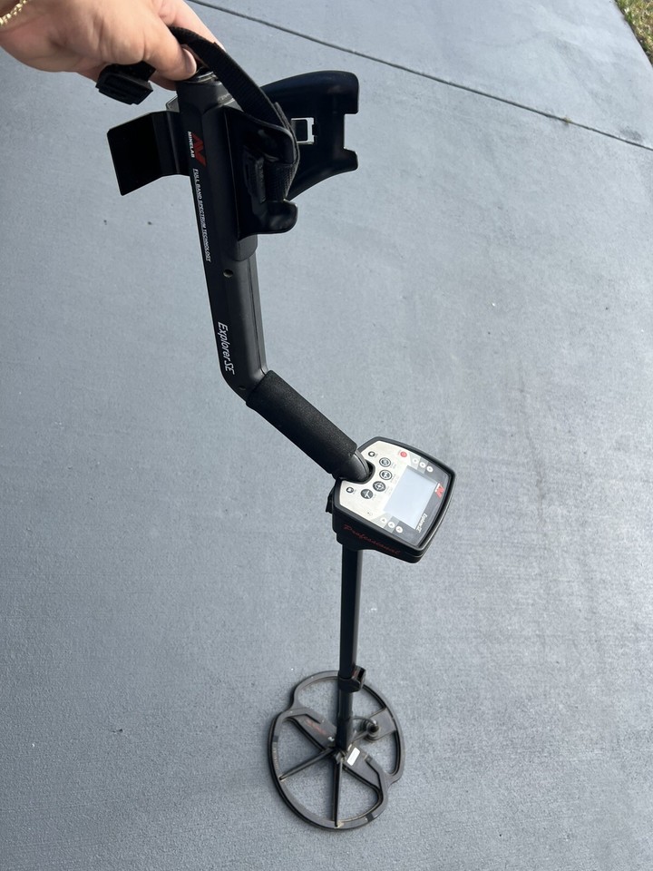 Minelab Explorer SE Metal Detector w/ Target Probe Bag Box Manuals ...