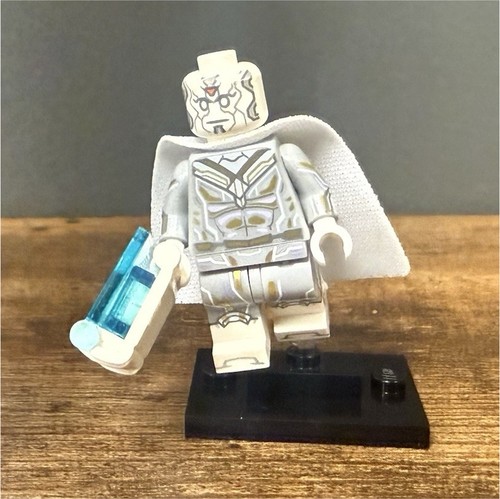 LEGO Vision Marvel Studios White Suit Minifigure Cape Blue Accessory ...