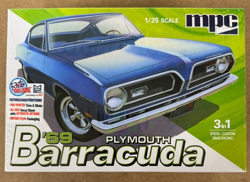 MPC 1/25 1969 Plymouth Barracuda Plastic Model Kit MPC994 | eBay