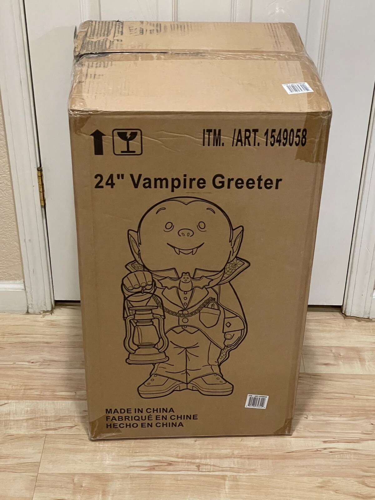 Brand New 24" Halloween Vampire Door Porch Greeter with LED Lantern ...
