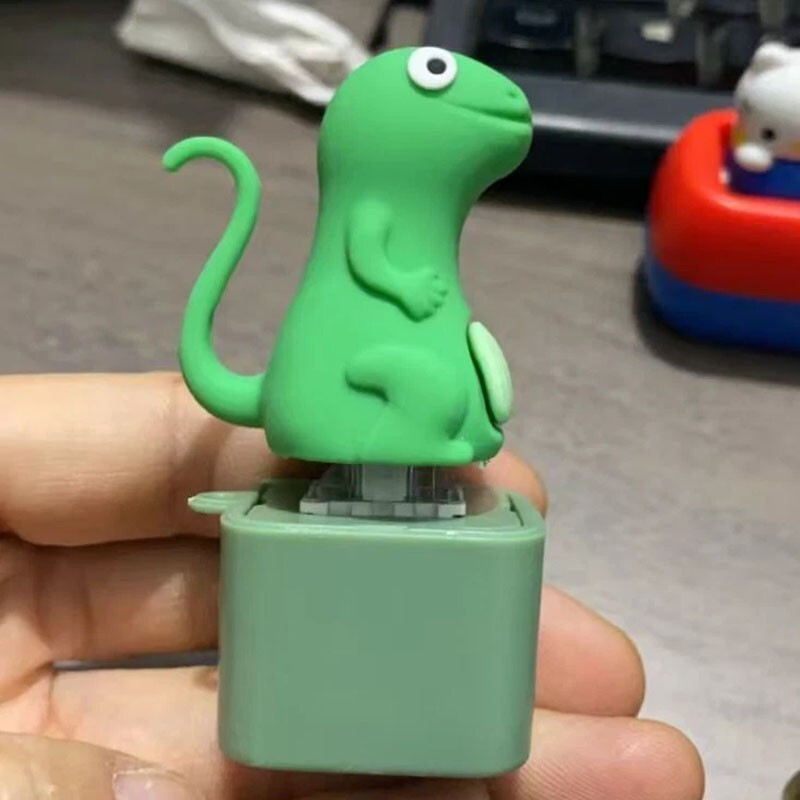 Lizard Keychain Sound, Lizard Button Keychain, Creative Toy for Office ...