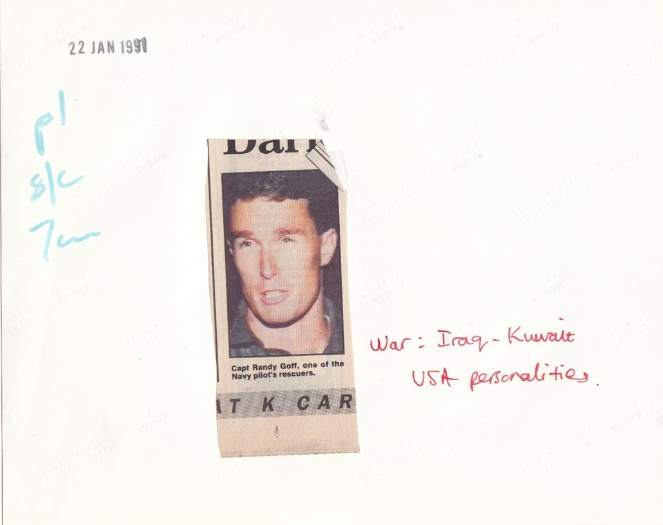 Original Press Photo Captain Randy Goff USA rescues Navy Pilot in ...