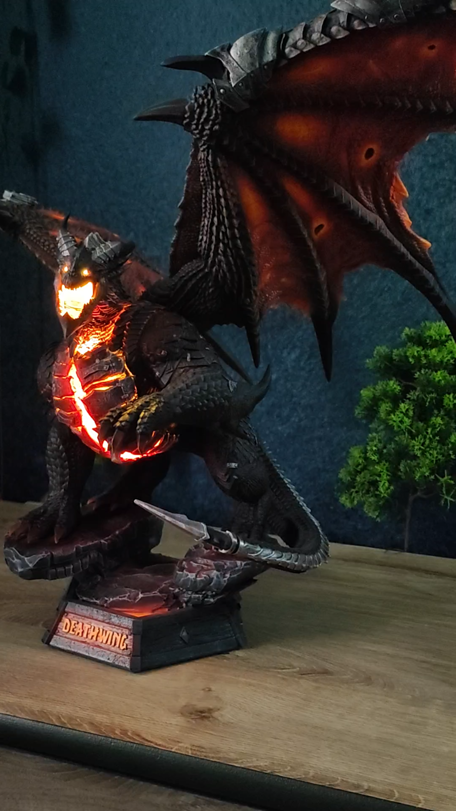 Deathwing figure | Dragon statue | World of Warcraft Neltharion LEDs ...