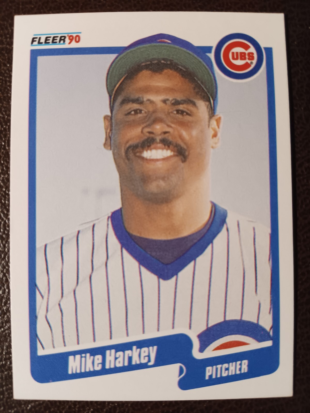 MIKE HARKEY CHICAGO CUBS 1990 FLEER BASEBALL CARD #33 | eBay
