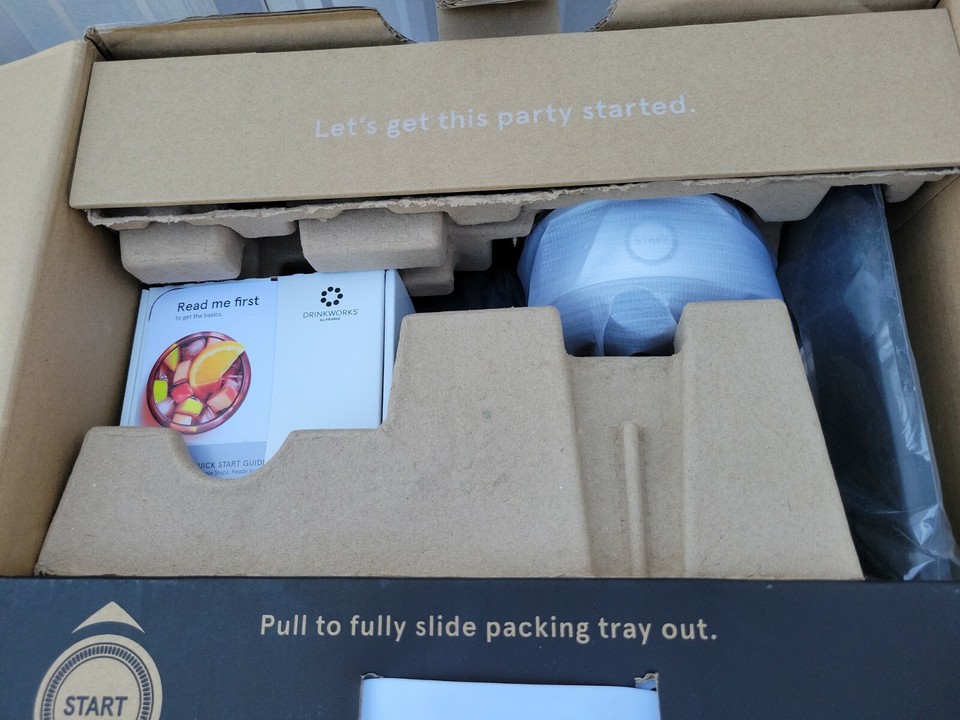 💥 Keurig Drinkworks Home Bar Drinkmaker Black Pod Based Cocktail maker ...