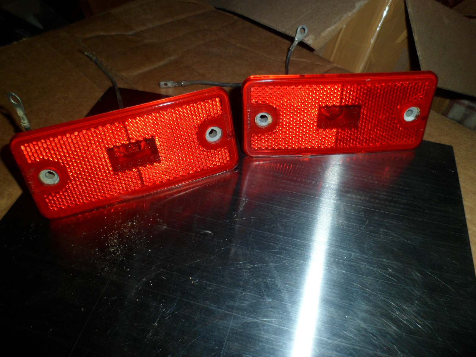 OEM Cub Cadet Tail lights 982 782 682 1810 1811 1872 2072 1440 1641 ...