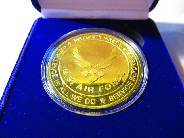U S AIR FORCE F-35 Lightning II Challenge Coin w/ Presentation Box | eBay