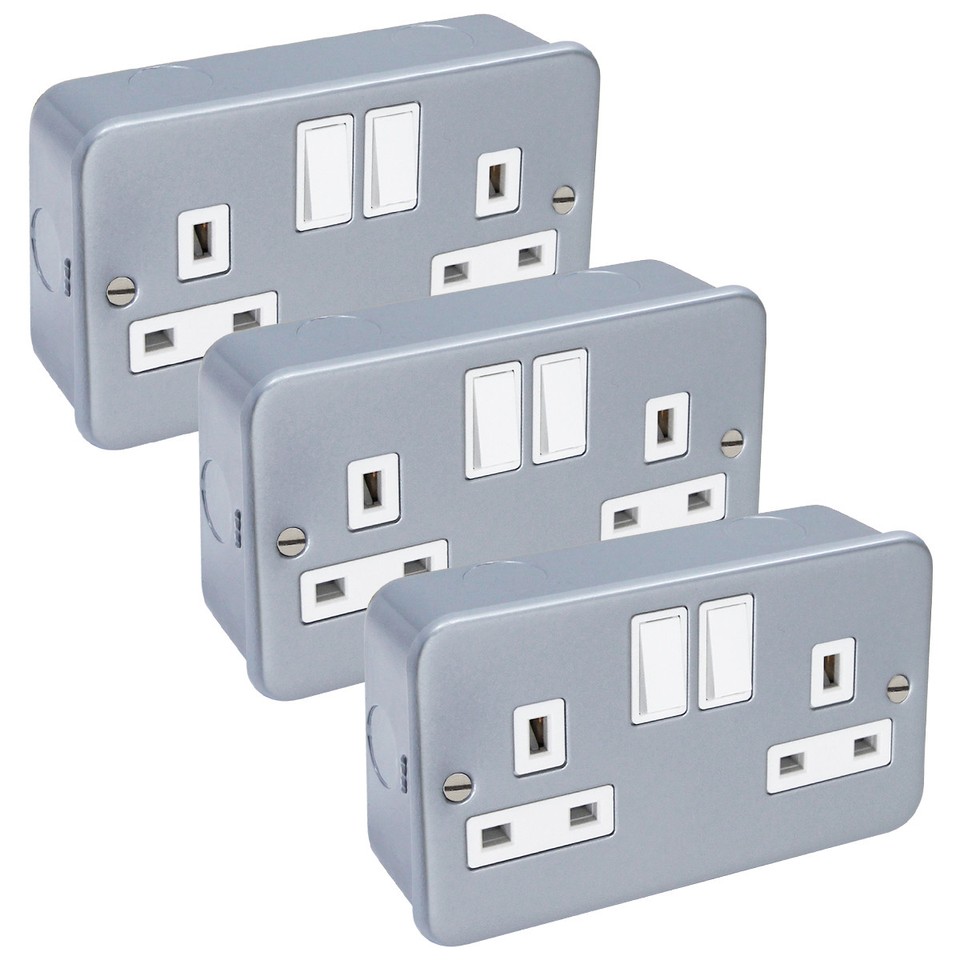 METAL CLAD 13 Amp Double 2 Gang Switched Socket Twin Electrical Wall ...