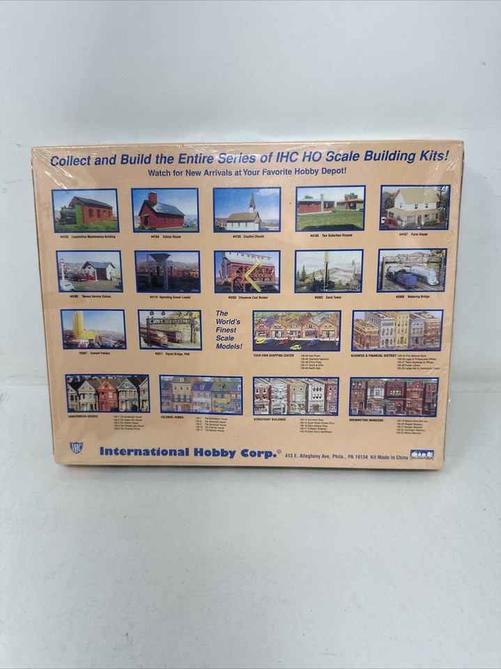 IHC 2 Story Colonial House & Attached Garage & Porch HO Train Model Kit ...