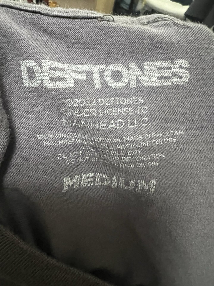 Deftones Skull Rose Graphic women’s Gray Medium T-Shirt Short Sleeve | eBay