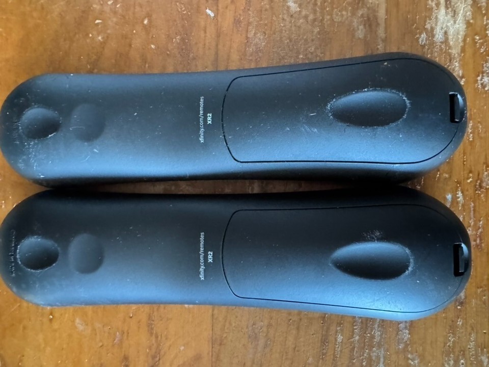2 Xfinity XR2 Black Remotes for Comcast RNG DTA HD TV Ergonomic Tested ...