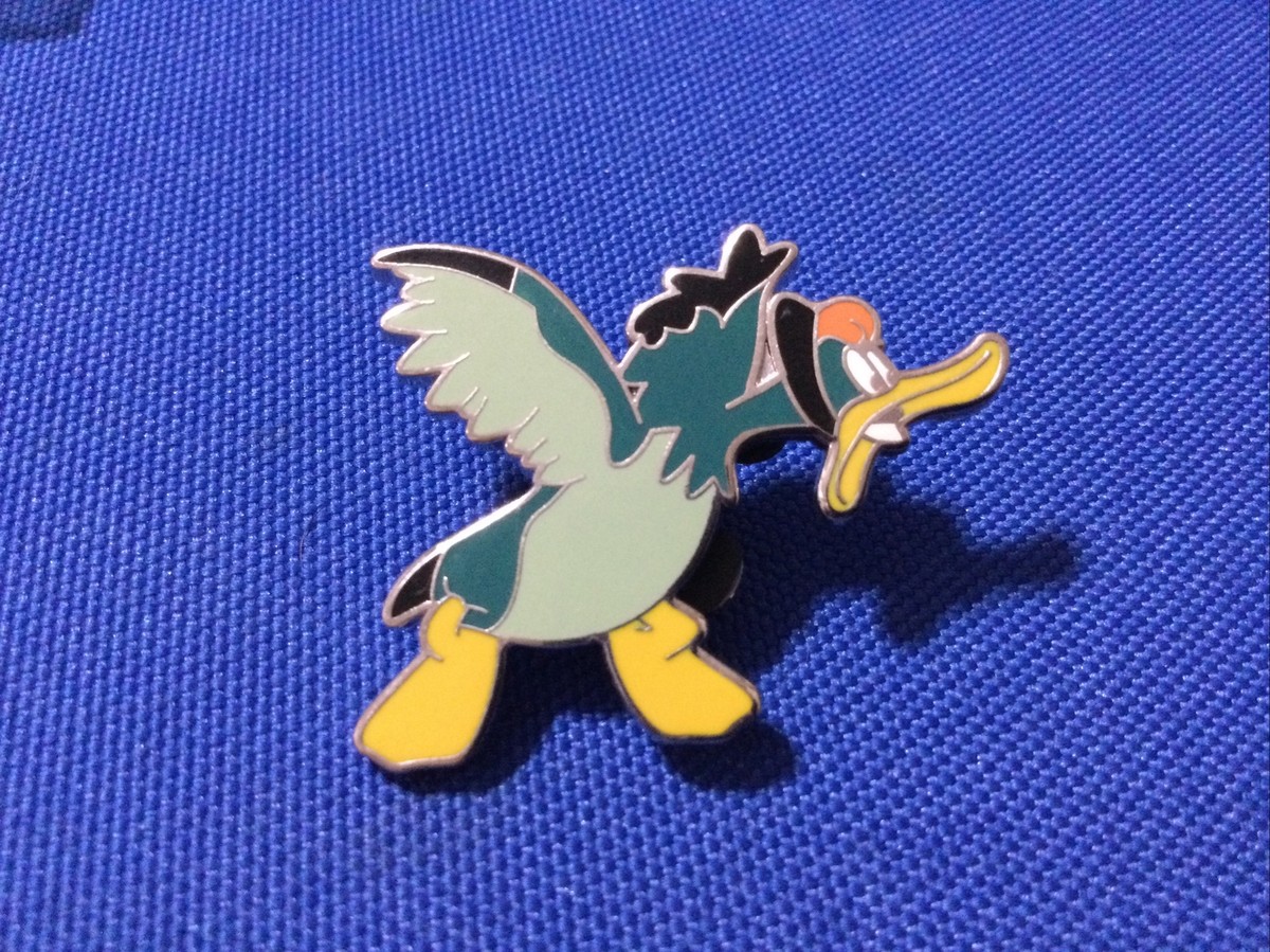 Pin On Ref People Peacock On The Pin (Ref : UK40013) In Stisted With