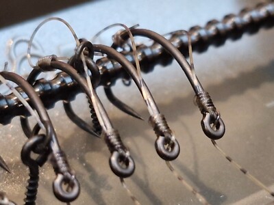 D Rig Pre Tied Carp Korda IQ2 Camo Flouro 3 5 or 10 pack super sharp ...