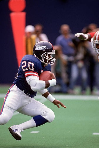 Running back Joe Morris New York Giants carries the ball v S- Football ...