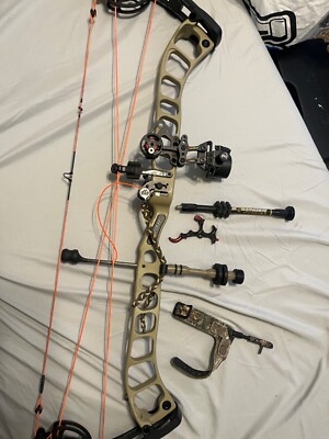 Prime CT9 Compound Bow w/ accesories | eBay