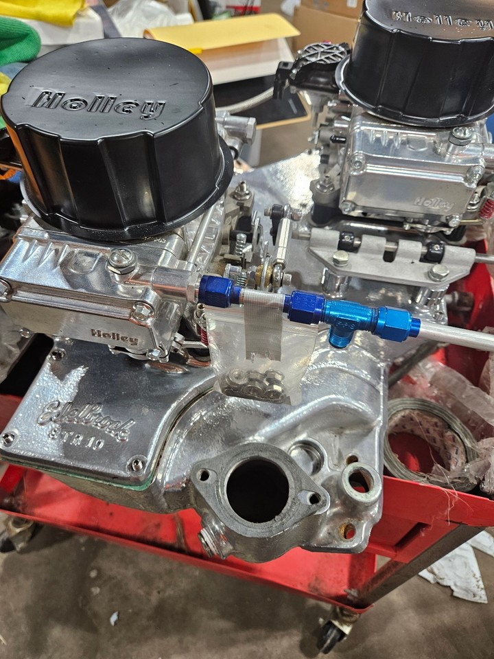 SBC EDELBROCK CROSS RAM WITH 2 HOLLEY 600 CARBS WITH LINKAGE READY TOO ...