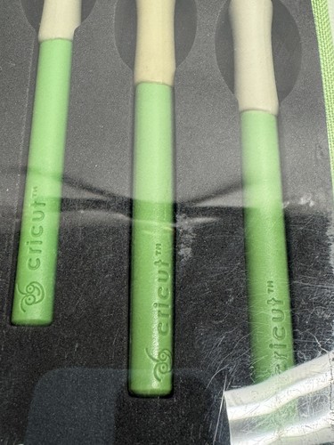 FACTORY SEALED Cricut Tool Kit 7 Piece With Case 290004 New ...