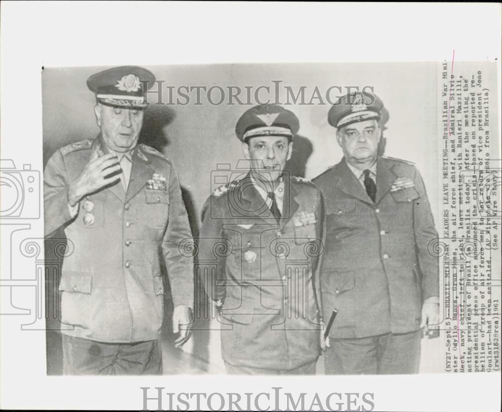 Brazilian Military History Smoking Snakes: Brazil's Forgotten WW2