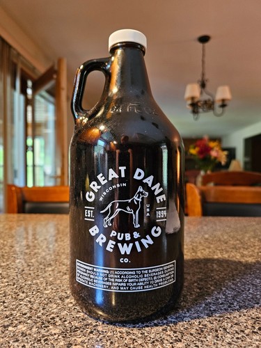 The Great Dane Pub & Brewing Co Madison WI 64 Ounce Beer Wine Growler 1 ...