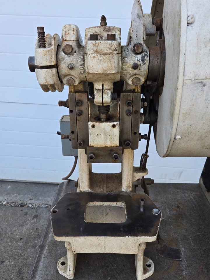 Famco No 50 4-1/2 Ton Punch Press | eBay