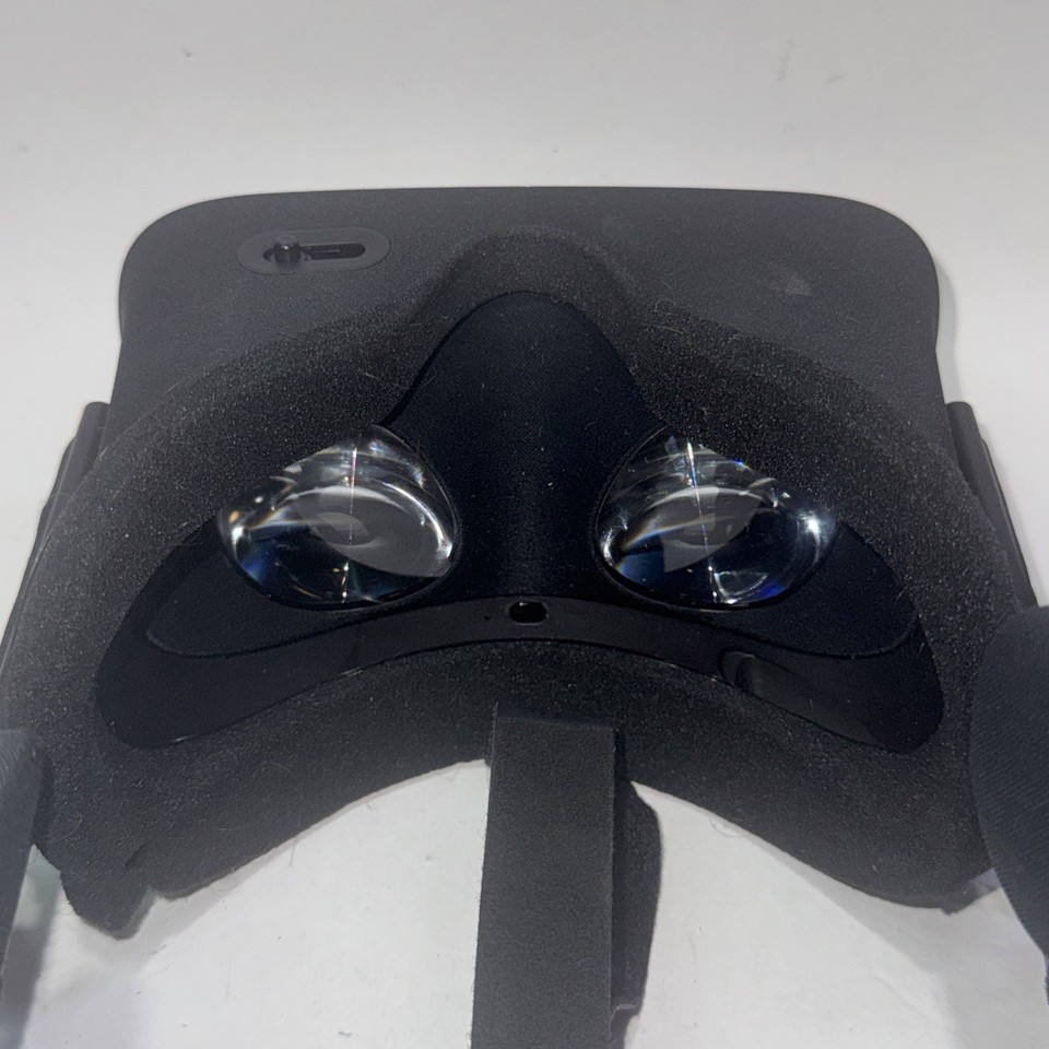 Oculus Rift CV1 VR Virtual Reality COMPLETE SET (Controllers, Sensors ...