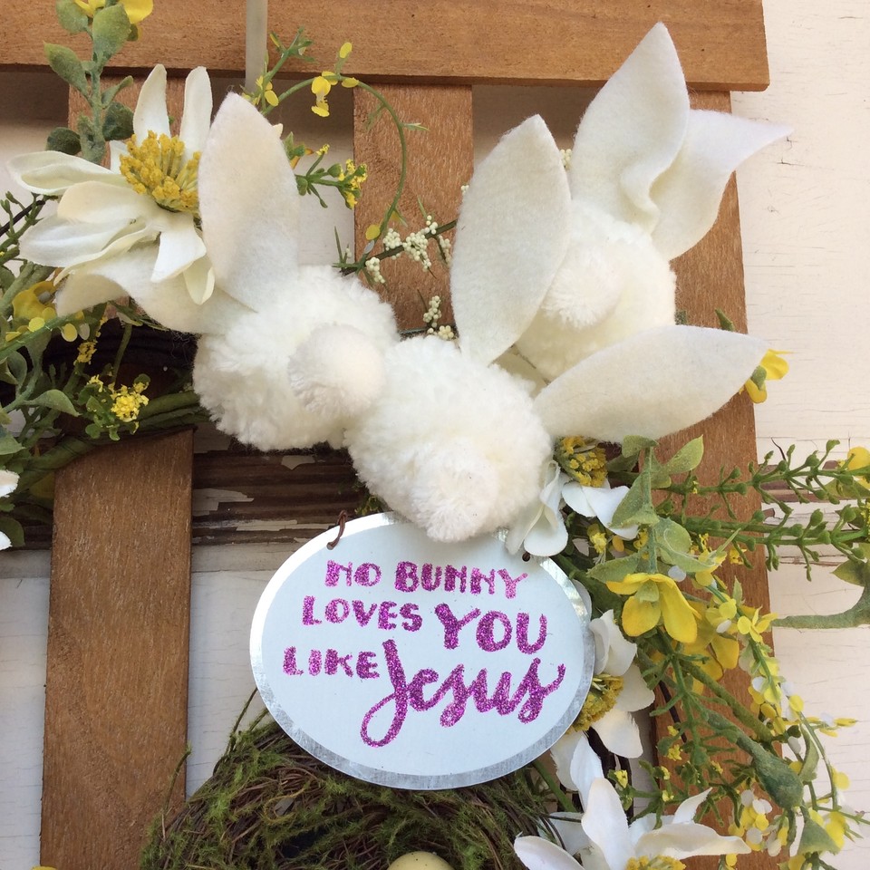 AGD Easter Decor - No Bunny Loves You Like Jesus Fence Lighted Wreath ...