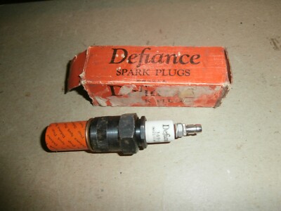 NOS Vintage Large Spark Plug Defiance 149-9 w/ Box | eBay