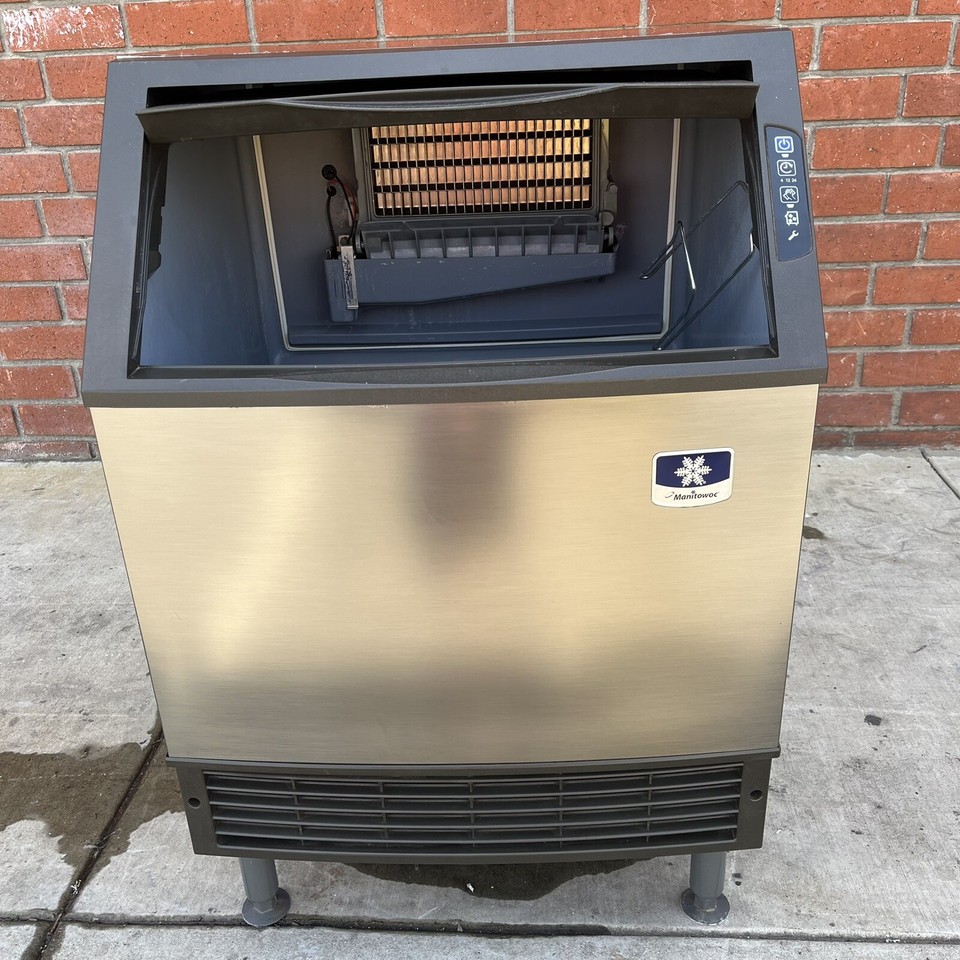 Manitowoc UY0140A-161 Undercounter Ice Cube Machine, Half Dice Cube Air ...