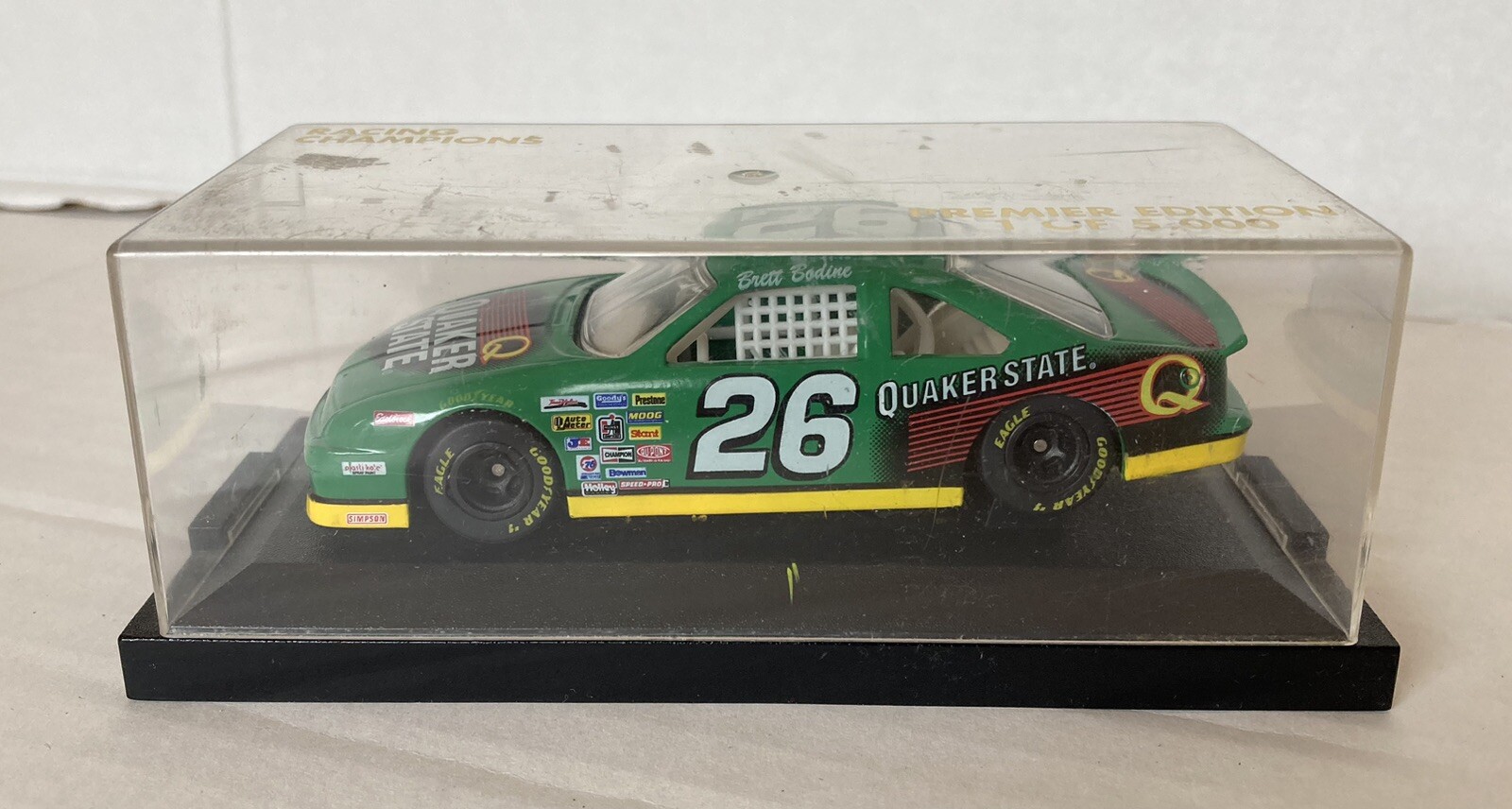 NASCAR Quaker State # 26 Ford Diecast 1:32 Car driven By Brett Bodine ...