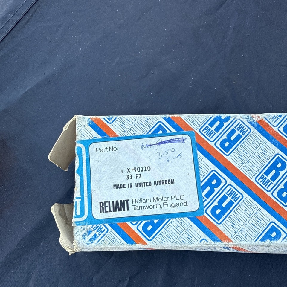 Reliant Regal / Robin mk1 rear light lens 90220New Old Stock in ...