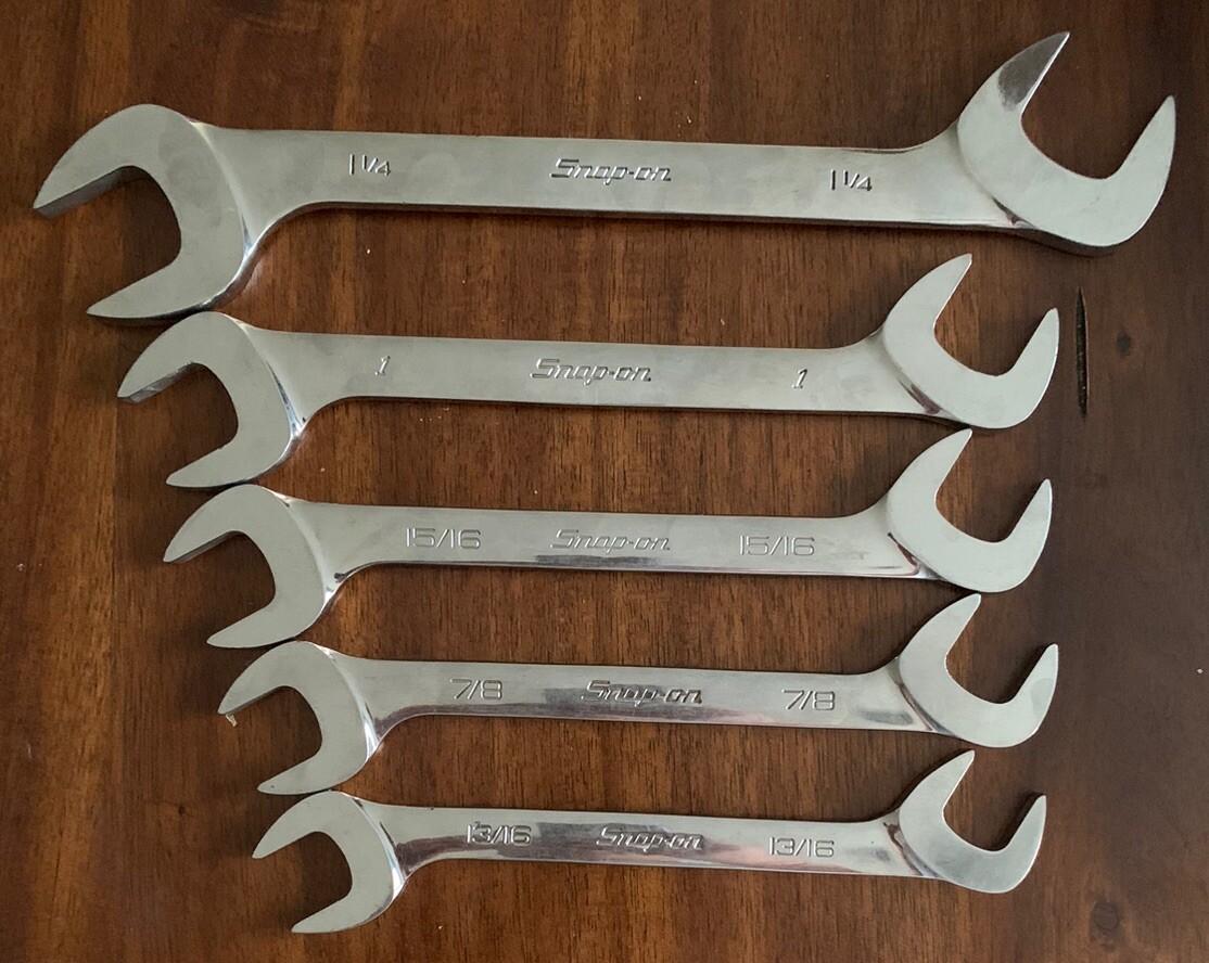 Snap-On 4 Way Wrenches Set Of 5 Which Includes 1-1/4, 1, 15/16, 7/8 ...