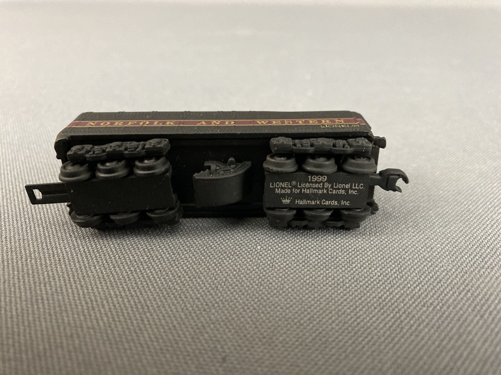 Hallmark Keepsake Ornament Lionel #746 Locomotive + N&W Tinder Train ...