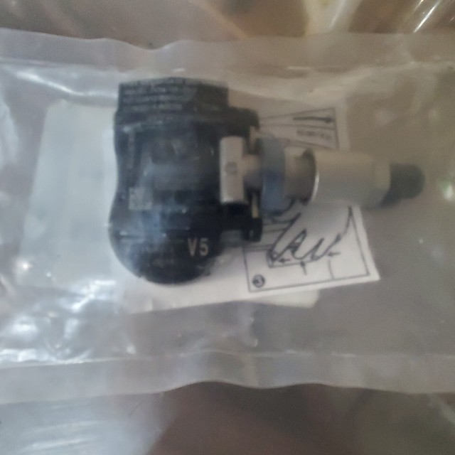 Genuine Jaguar Land Rover 315mhz Tire Pressure Sensor C2P26079 for sale ...