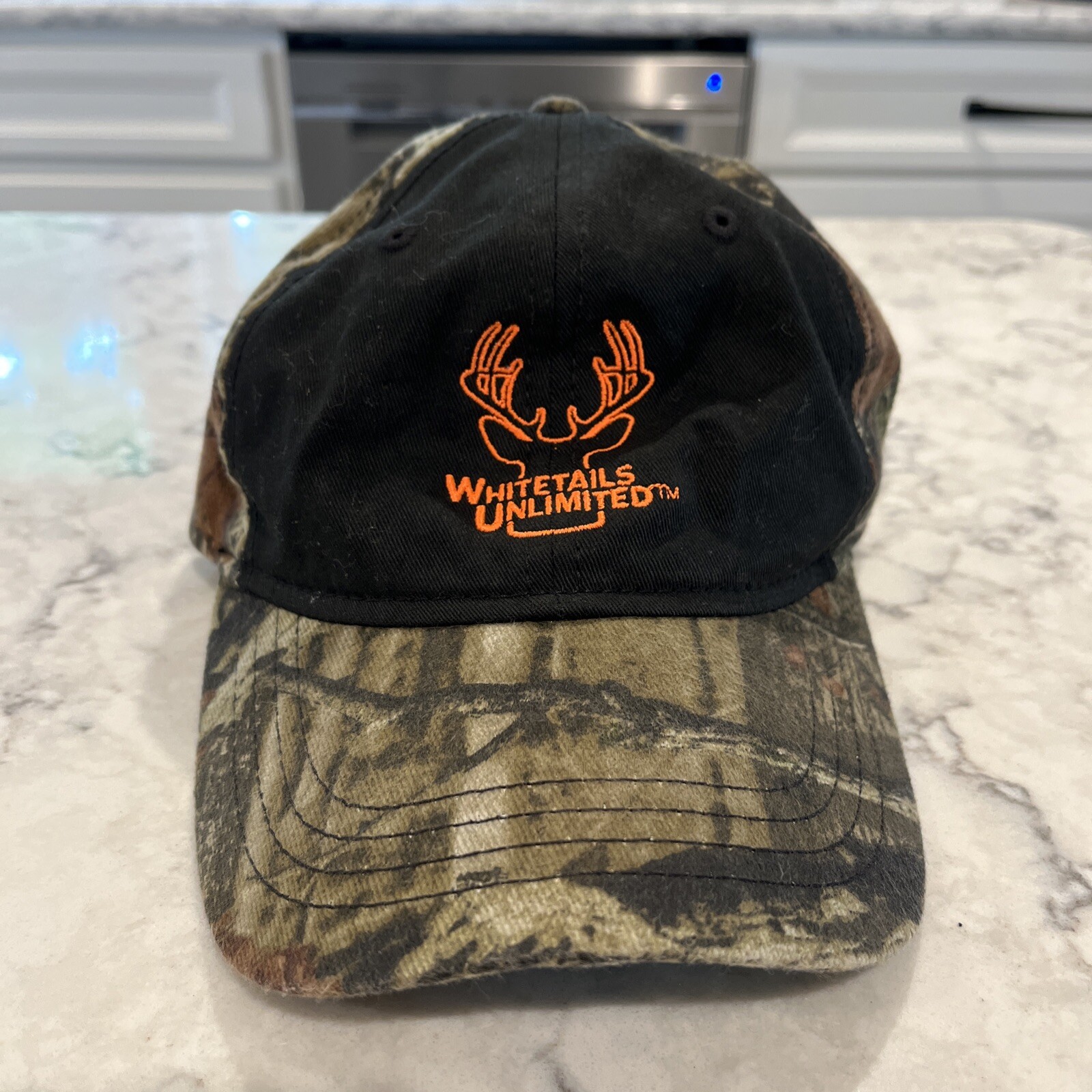 Whitetails Unlimited Mossy Oak Camo & Black Hat baseball Cap Deer ...