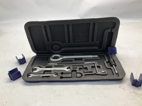 14 15 16 17 18 19 20 Maserati Ghibli S Q4 3.0 AWD AT Emergency Tool Kit ...
