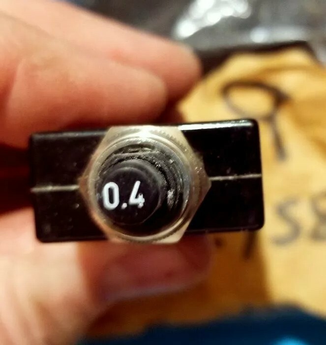 0.4 Amp Circuit Breaker Fuse ETA 45-700-IG1-P10-A3 250VAC 28vdc Onan ...