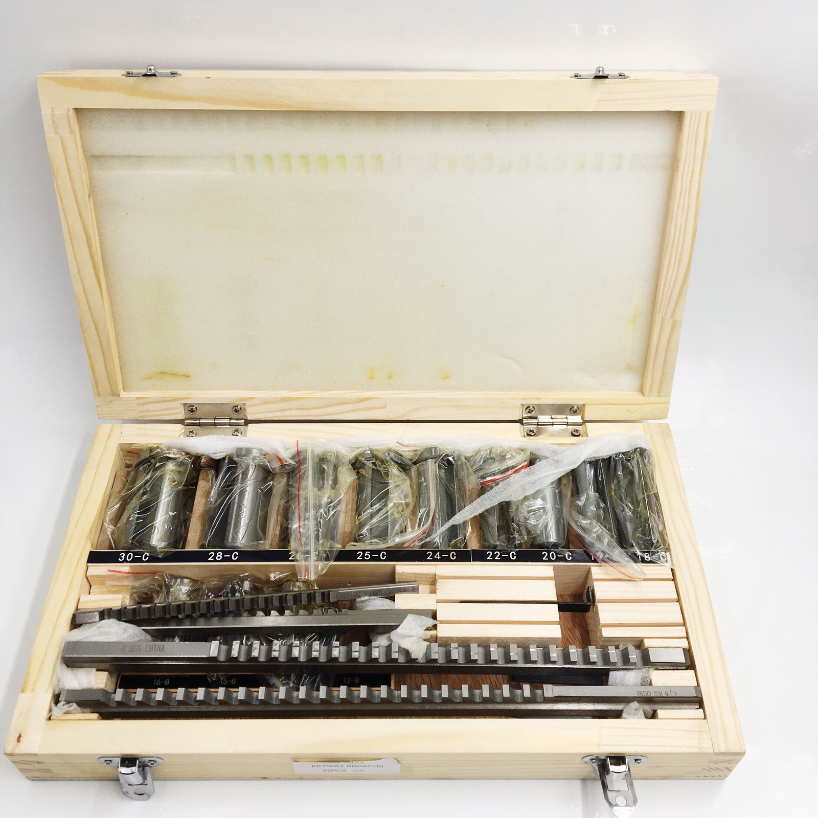 22pc Keyway Broach Kit HSS 4pc Broach Cutter & 13pc Collared Bushing ...