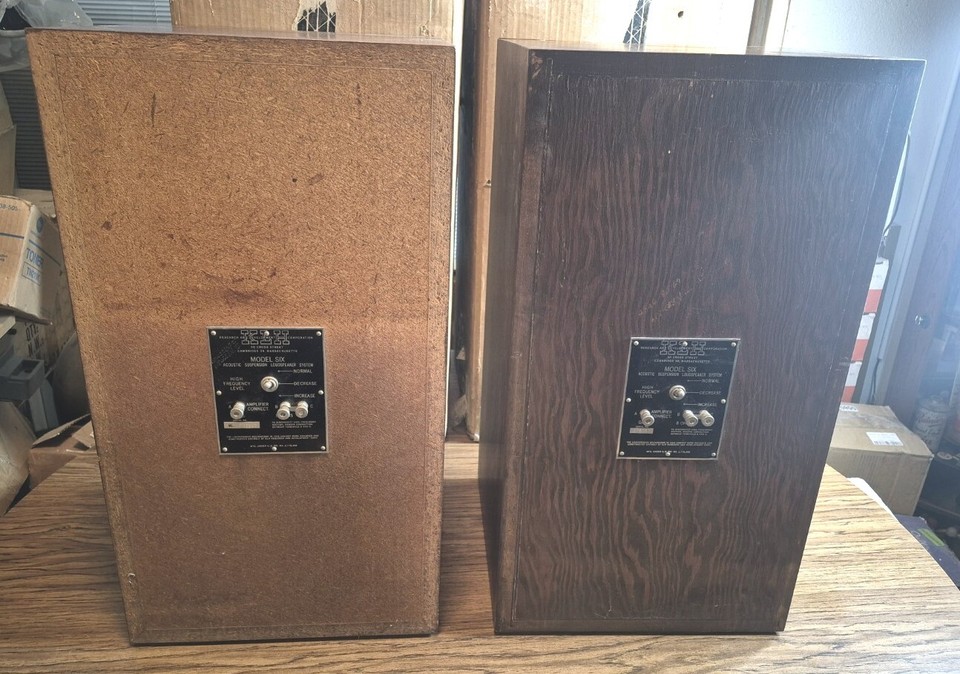 VINTAGE PAIR KLH MODEL 6 SPEAKERS - WALNUT VENEER IN FACTORY BOXES ...