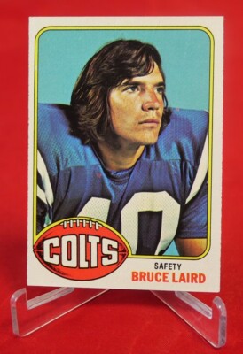 Bruce Laird TOPPS Football Card 1976 #111 NFL Near Mint | eBay