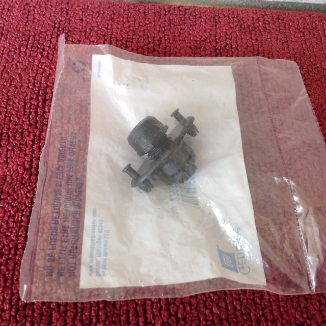 Genuine GM Lift Gate Bumper 22936953 for sale online | eBay