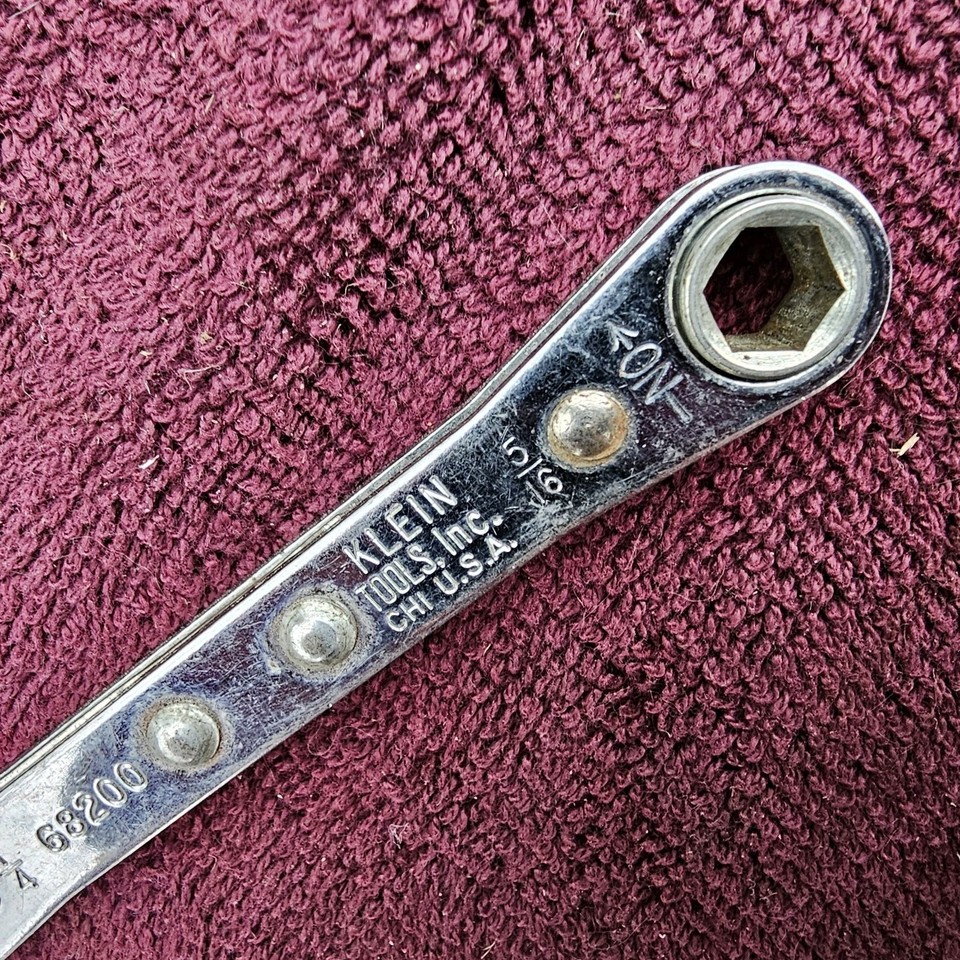 Klein Tools 68200 1/4"by 5/16" Ratcheting Box End Wrench | eBay