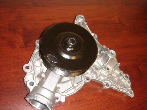 Mercedes-Benz Genuine Water Pump + GASKET C CLK E ML R SLK Class NEW ...