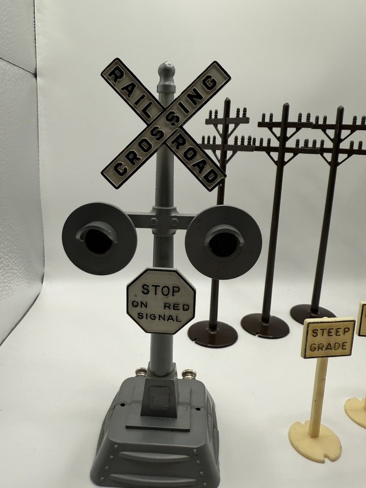 Vintage Marx O twin light crossing flasher toy train, Electric Poles ...