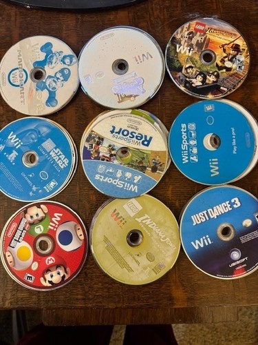 Lot of 50 Nintendo Wii Disc Only As-Is Customer Return. Wii Sports ...