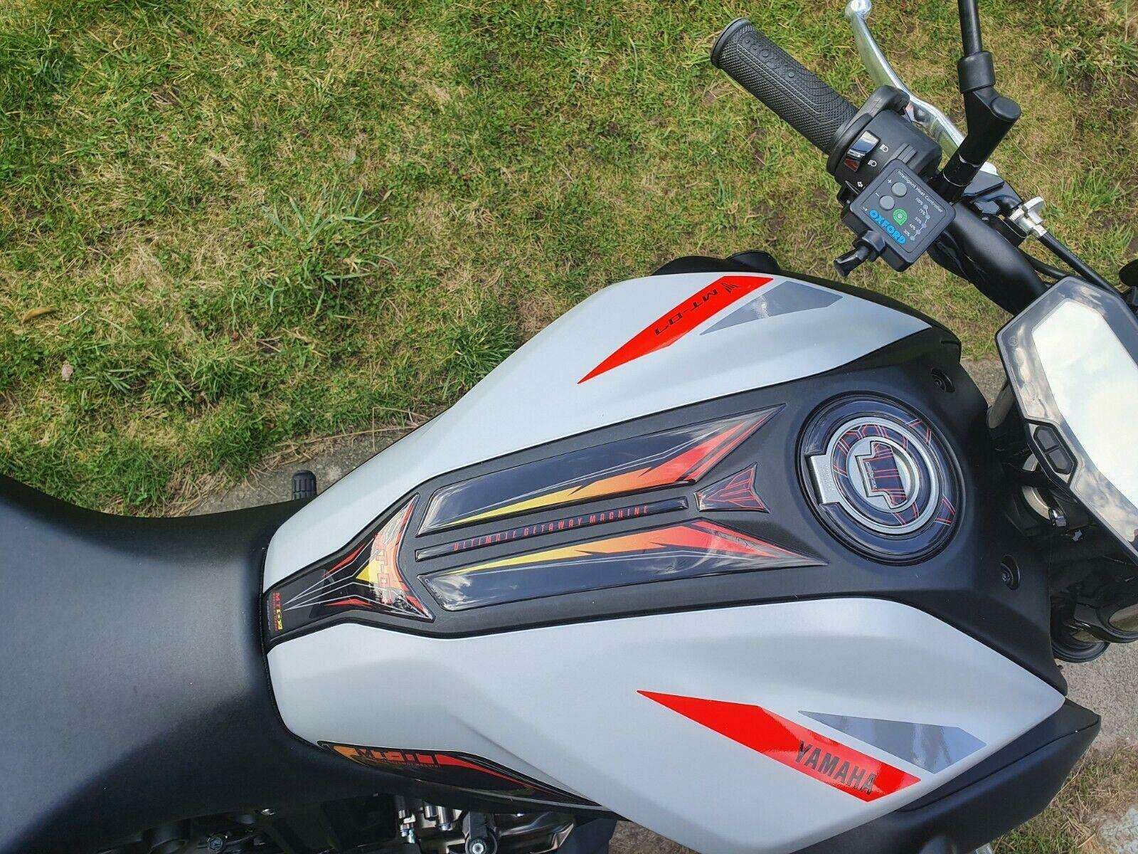 Yamaha MT07 tank/knee/gas cap pad trio night fluo protection set 18-20 ...